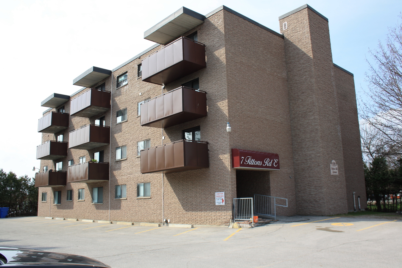 Lowe Property Management :: 7 Fittons Road East, Orillia, Simcoe County